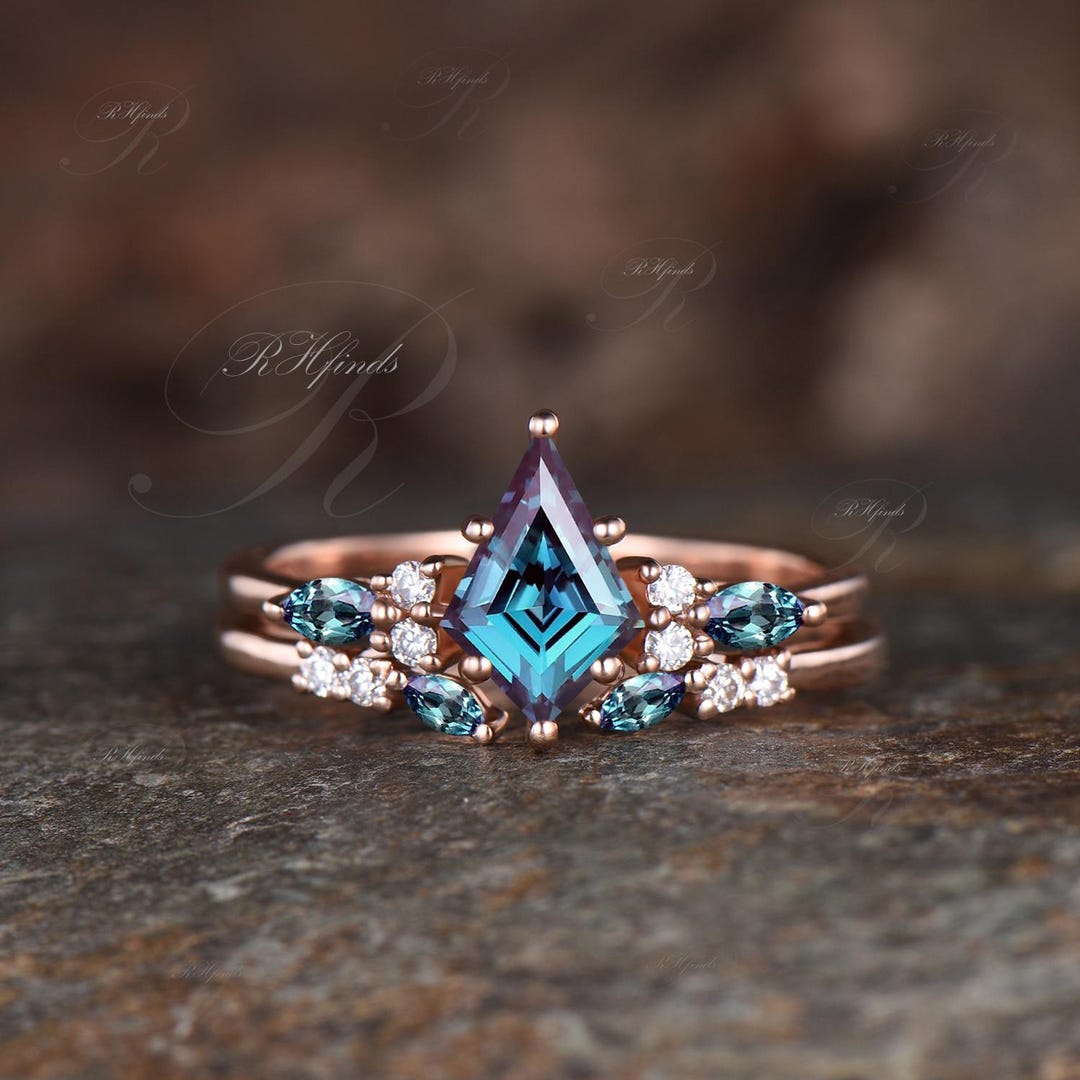 Dainty Kite Cut June Birthstone Alexandrite Engagement Ring Set Unique ...