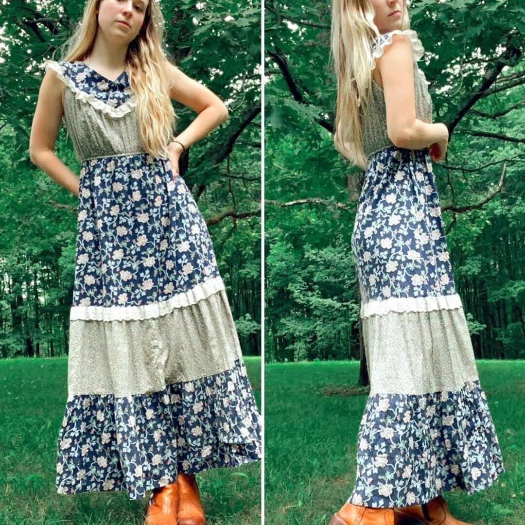 1970's Mako Prairie Vintage Flower Blue Maxi Ruffle Dress, Women's Size ...