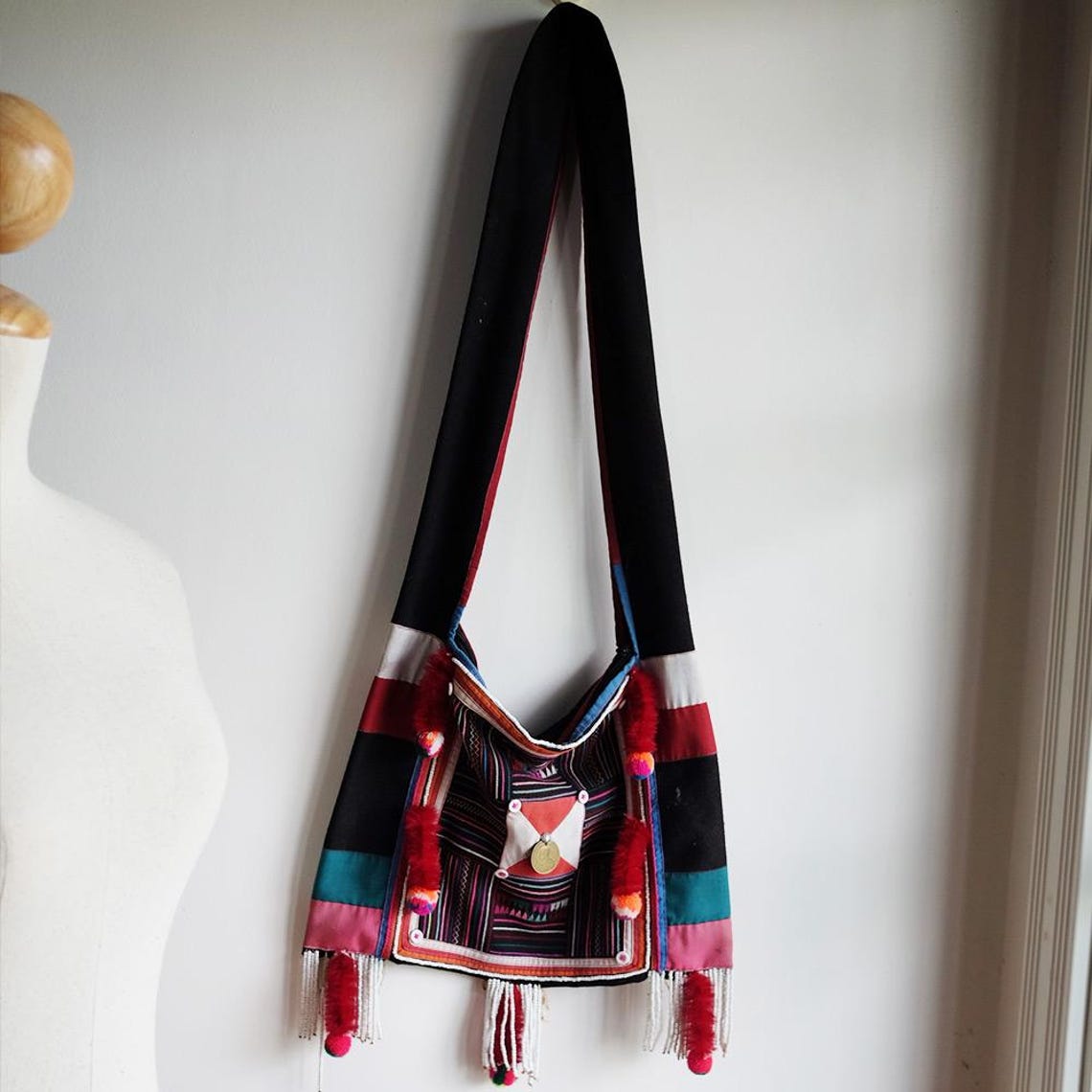 Real Vintage Akha Hill Tribe Hand Embroidered Ethic Bag With Antique ...