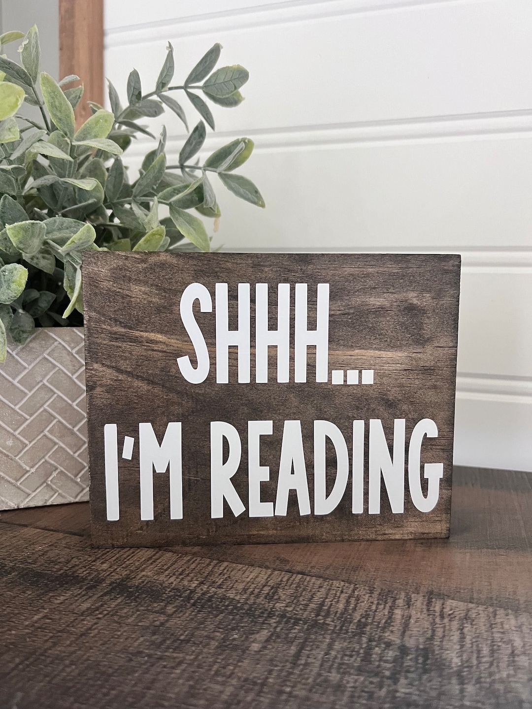 Shh I’m Reading / Wood Reading Sign / Book Nerd / Book Nook / Reading ...