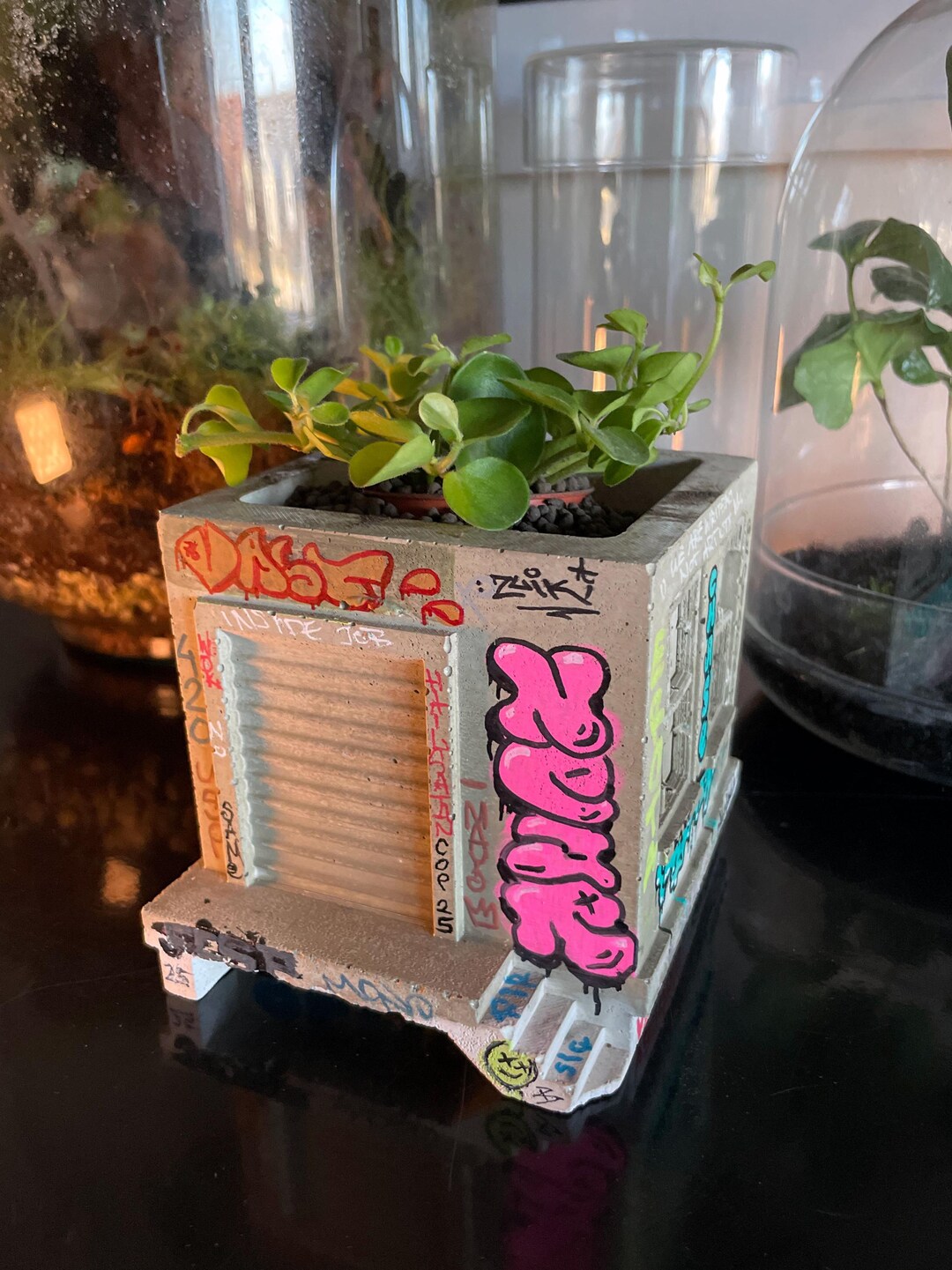 Warehouse-pot Industrial Style Plant Pot With Graffiti Concrete ...