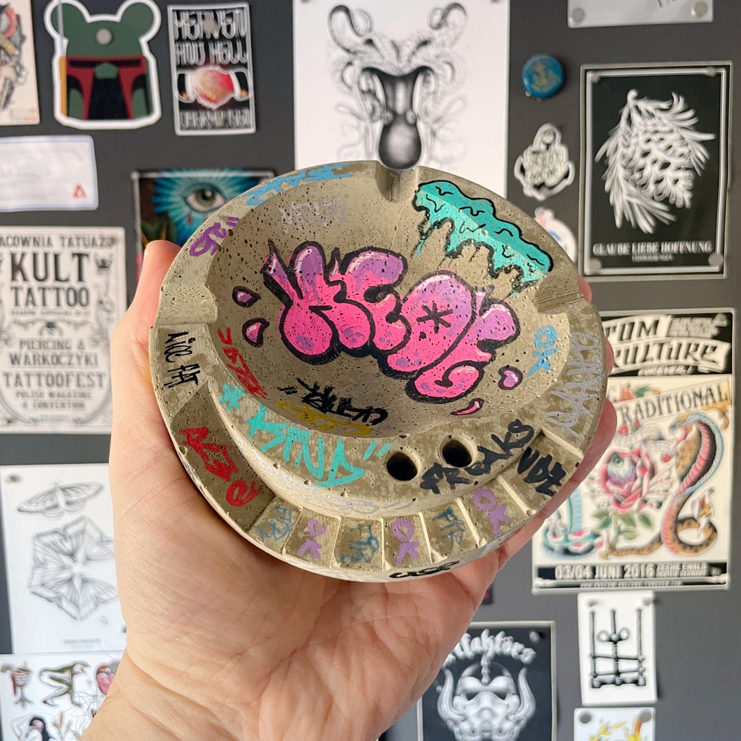 Graffiti Concrete Ashtray – Street Art Design Urban Ash Tray Street Art ...
