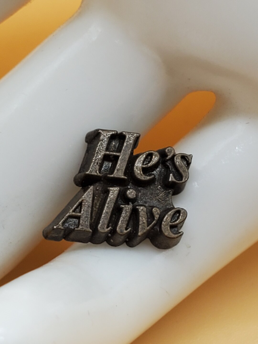 Vintage Christian "he's Alive" Pin - Etsy
