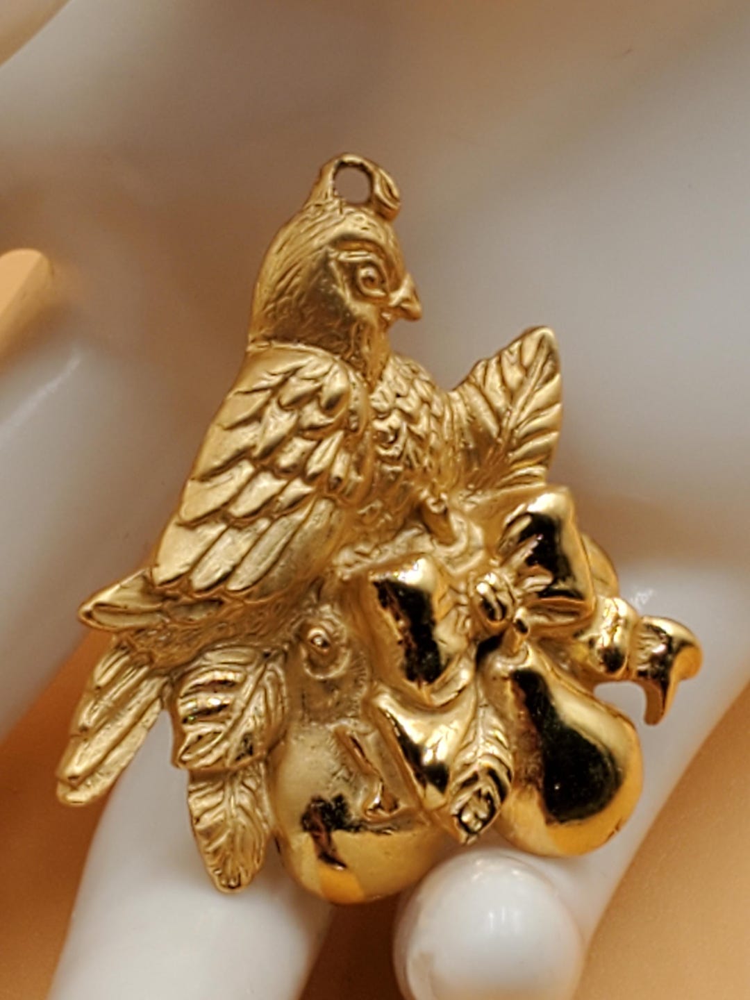 Vintage Robyn Rush 22kgp Patridge in a Pear Tree Brooch - Etsy