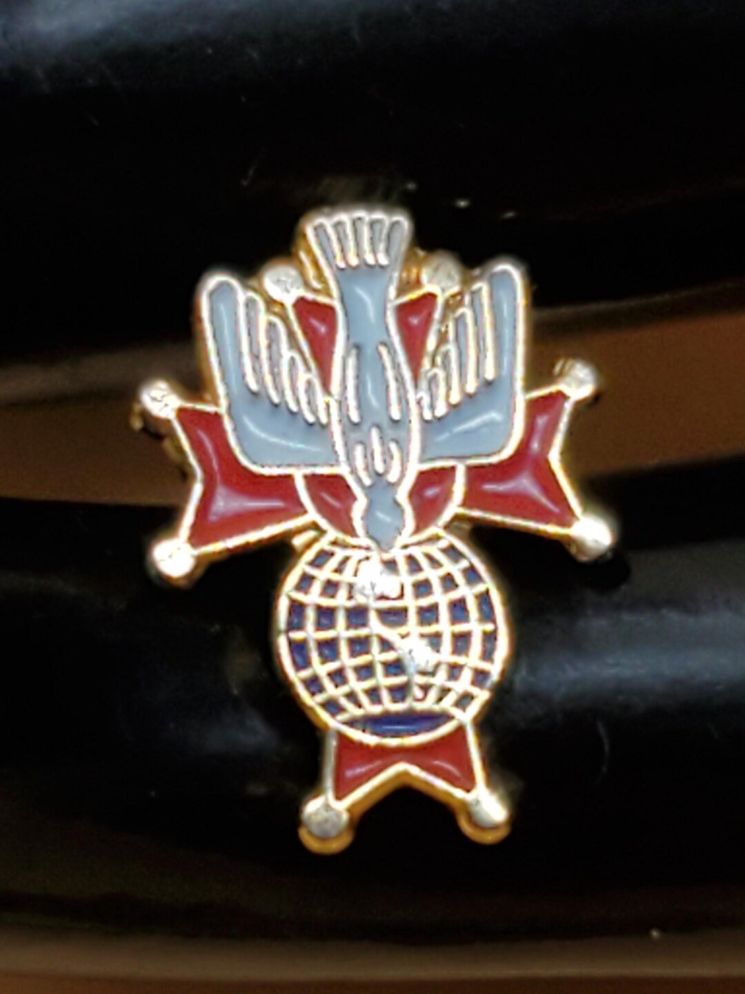 Vintage Knights If Columbus Dove Globe Lapel Pin - Etsy