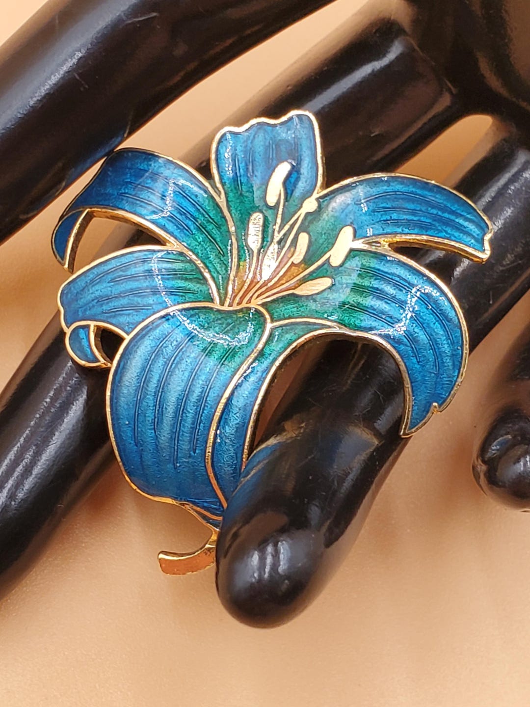 Vintage Cloisonne Enamel Lily Flower Brooch - Etsy
