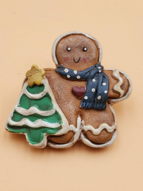 Vintage small Gingerbread man holiday pin - Gem
