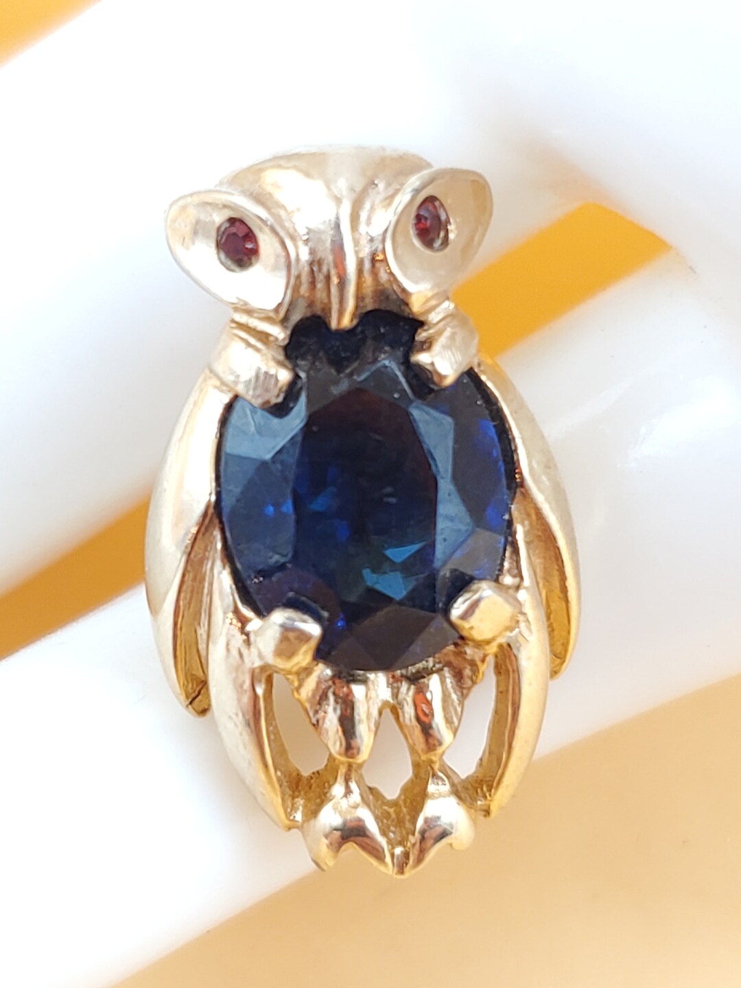 Vintage Small Jelly Belly Owl Pin - Etsy