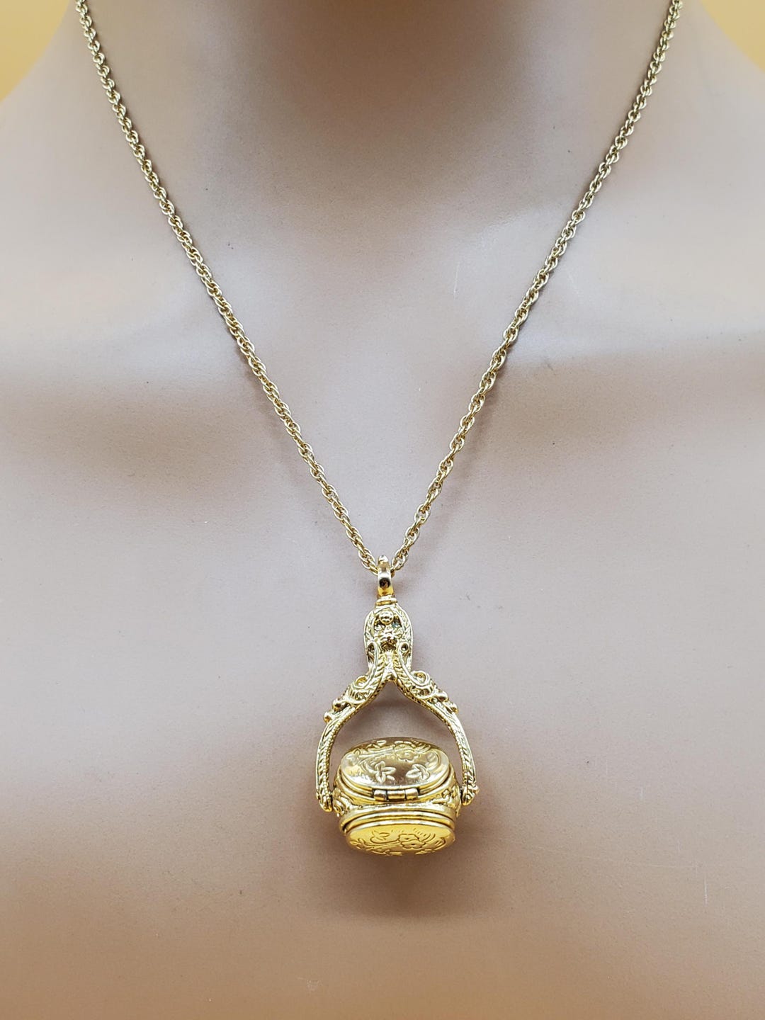 Vintage Gold Tone Triple Locket Chain Necklace - Etsy