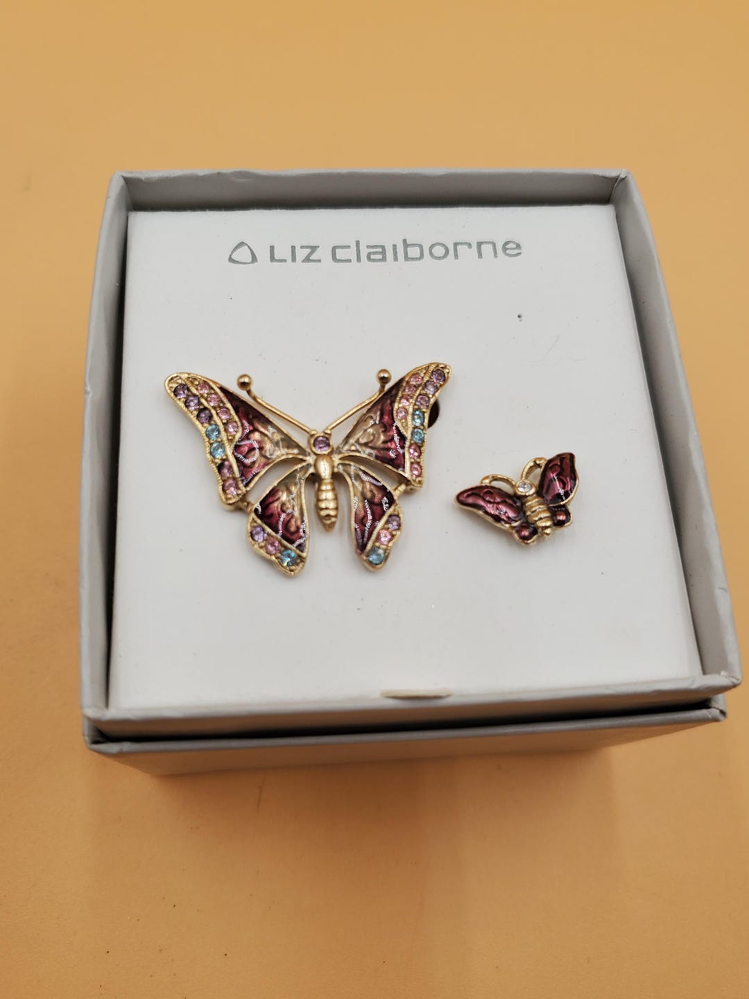 Vintage NOS LC Liz Claiborne Butterfly Brooch Pin Set in Original Box ...