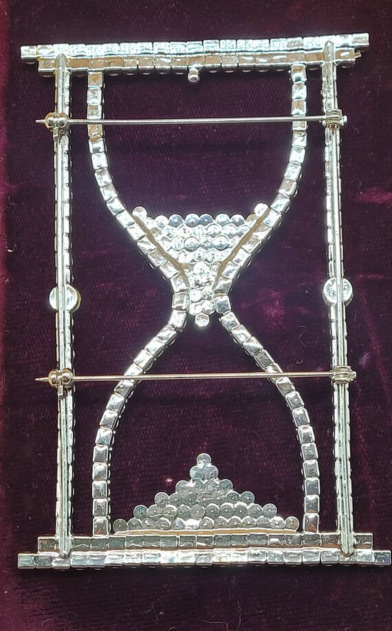 Vintage sands of time HUGE Rhinestone hourglass brooch - Gem