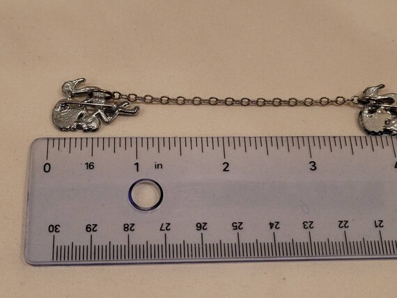 Vintage chained double pin Flamingo pins, chained Fla… - Gem