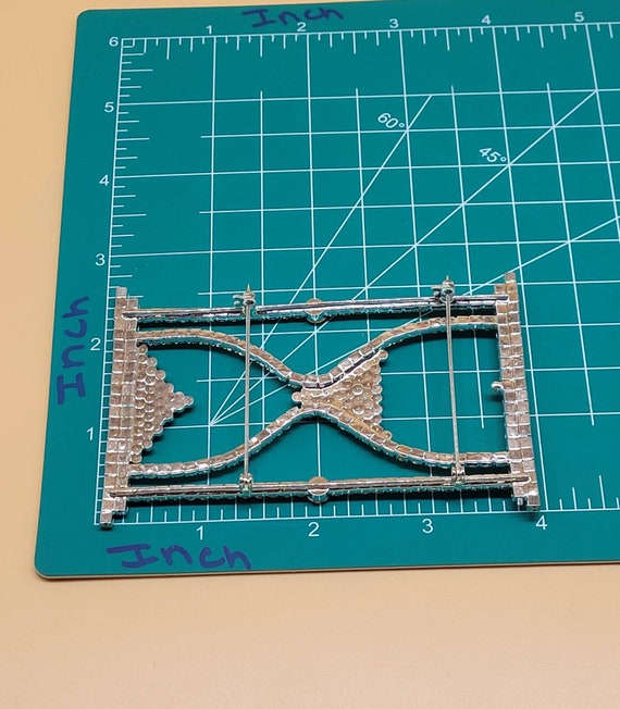 Vintage sands of time HUGE Rhinestone hourglass brooch - Gem