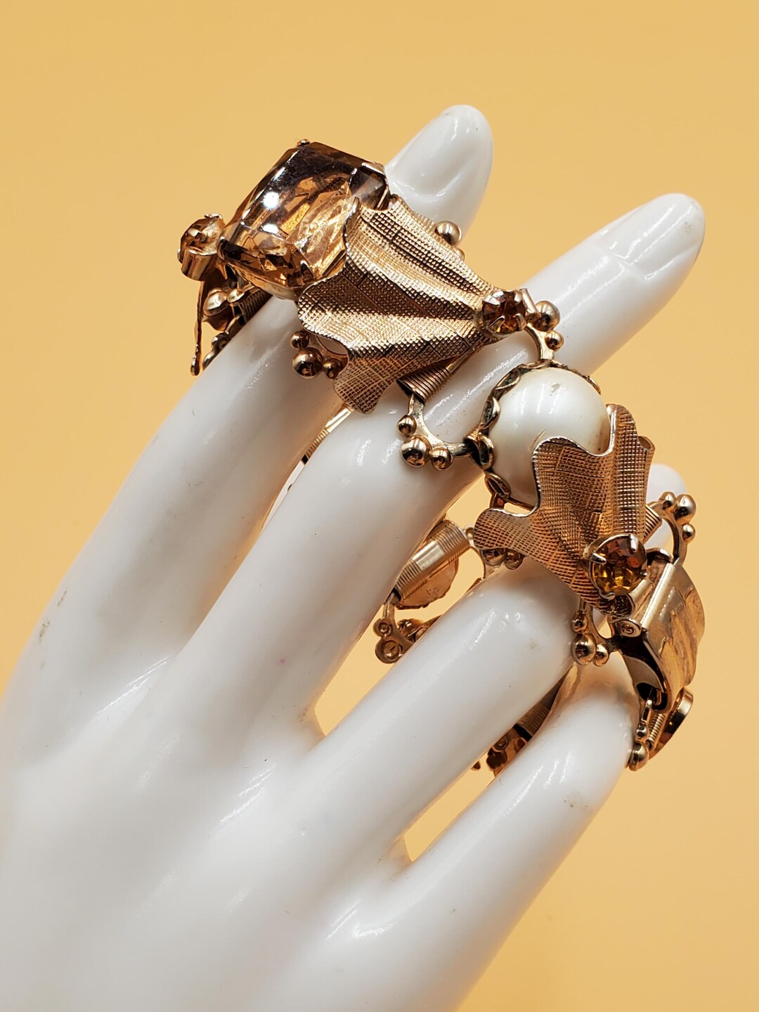 Vintage Unmarked Seleo Selini Gold Tone Faux Pearl Amber Rhinestone ...