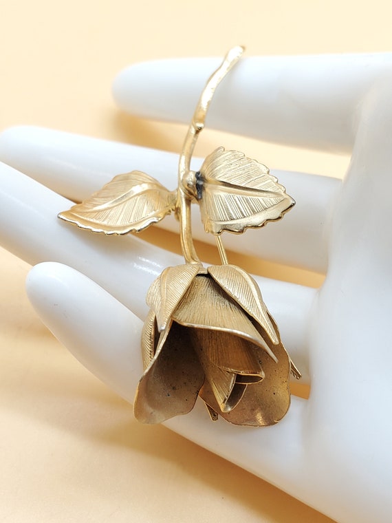 vintage Giovanni gold tone stemmed rose brooch - Gem
