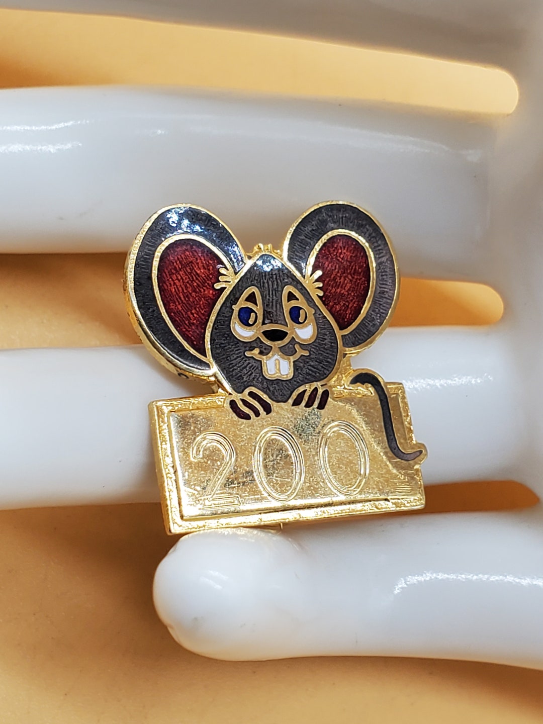 Vintage Enamel Mouse 200 Bowling Pin - Etsy