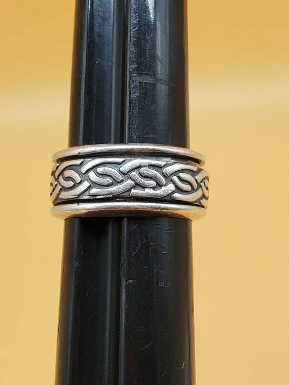 Vintage sterling silver spinning Celtic ring - Gem