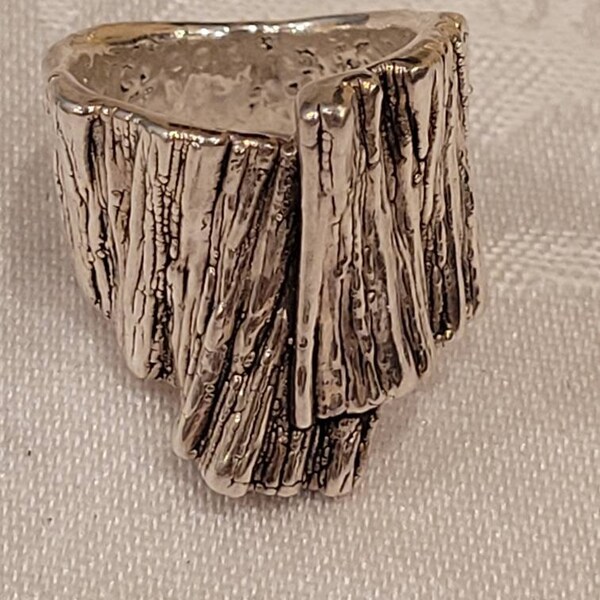Bark Texture Ring - Etsy