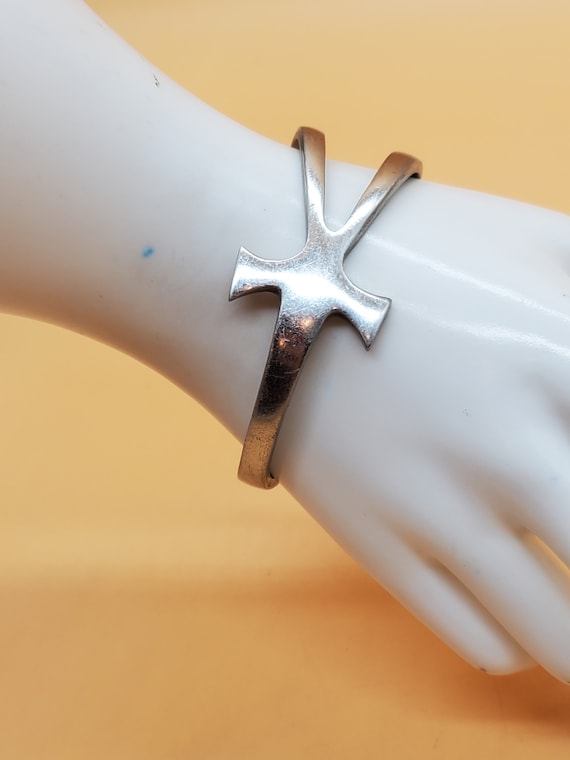 vintage pewter bangle - Gem