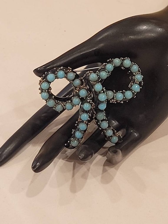vintage faux turquoise brooch - Gem