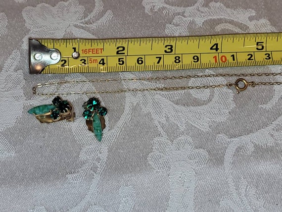 Vintage "Jewels of Distinction " green rhinestone jew… - Gem