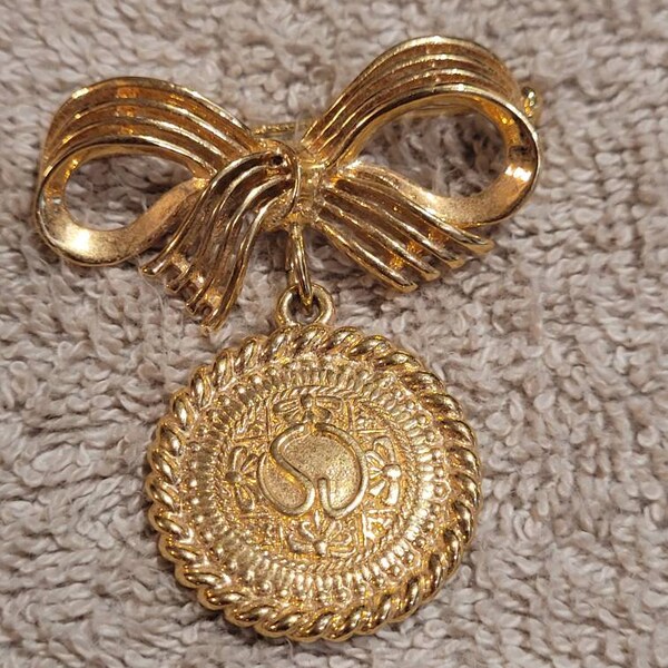 St John Vintage Jewelry - Etsy