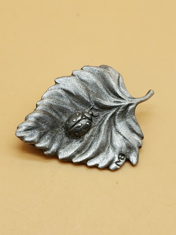 Vintage MB Boucher pewter leaf with ladybug pin - Gem
