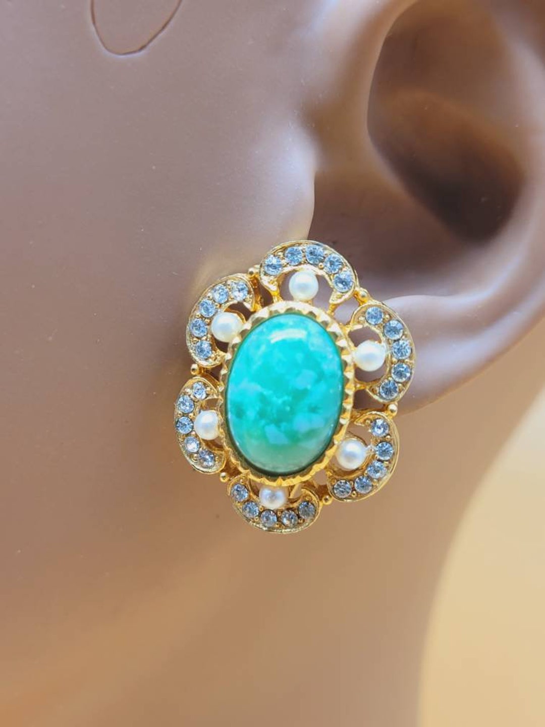 Vintage Marvella Gold Tone Faux Jade Seed Pearl Clear Rhinestone Clip ...