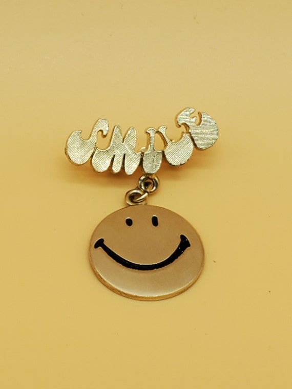 vintage smiley face smile - Gem