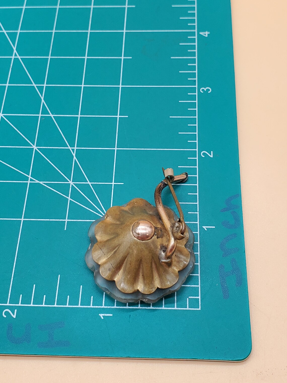 Antique Glass Flower Brooch - Etsy