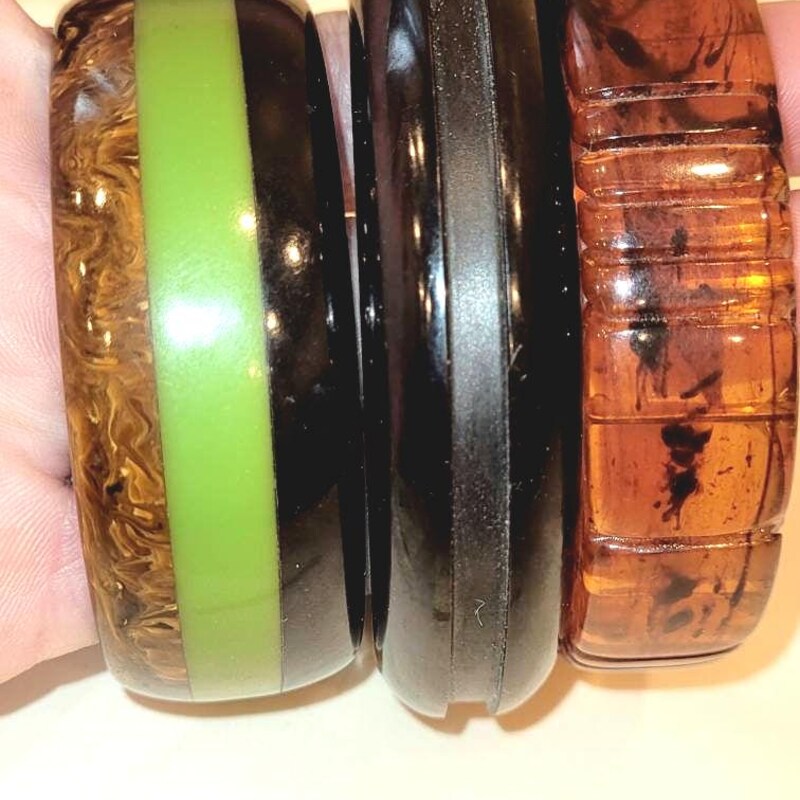 Bakelite Heart - Etsy