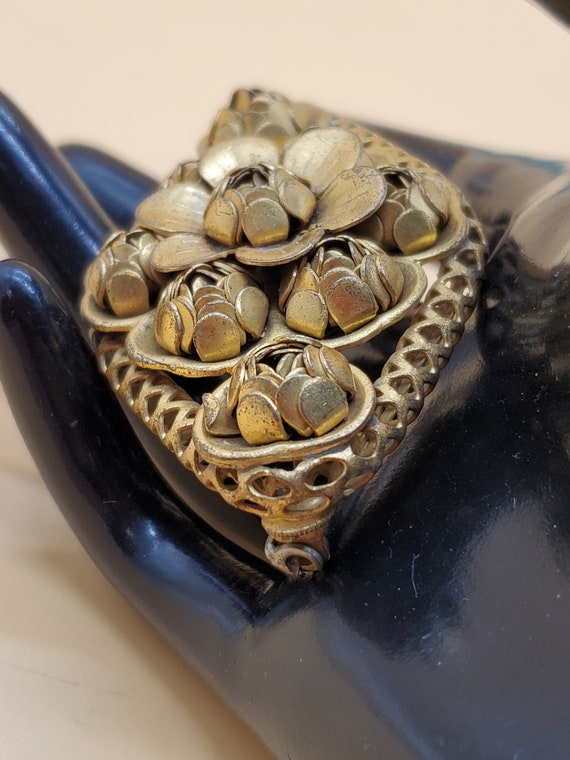 vintage unmarked Josef of Hollywood brassy gold tone … - Gem