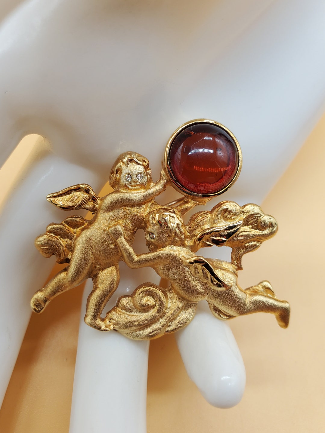 Vintage Louis Stern LS Gold Tone Cherubs Brooch With Faux Amber Accent ...