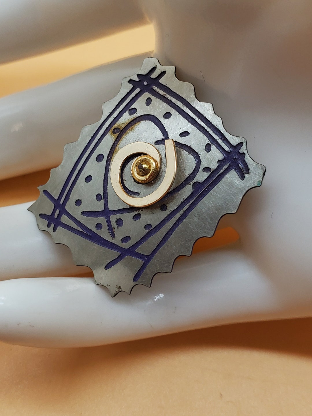 Vintage Artistic Jagged Edge Heart Stamp Like Pin Brooch - Etsy