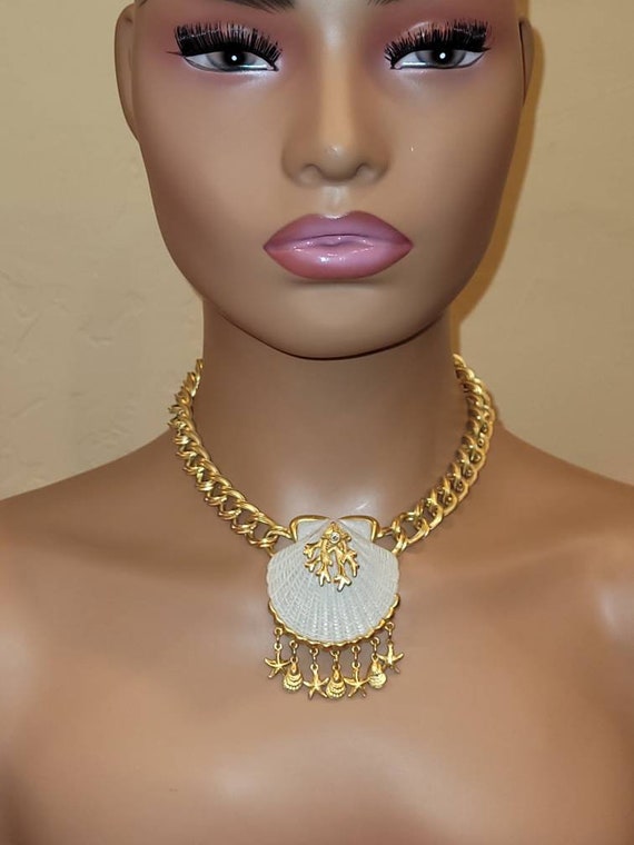 Vintage Gem Craft gold tone chain necklace with lucit… - Gem