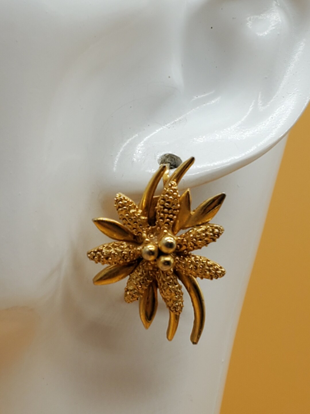 Vintage Judith Mccann Style Gold Tone Floral Wing Back Earrings - Etsy