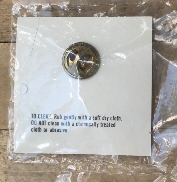 Art & Collectibles Vintage USMC Honorable Discharge Button Pin '90 ...