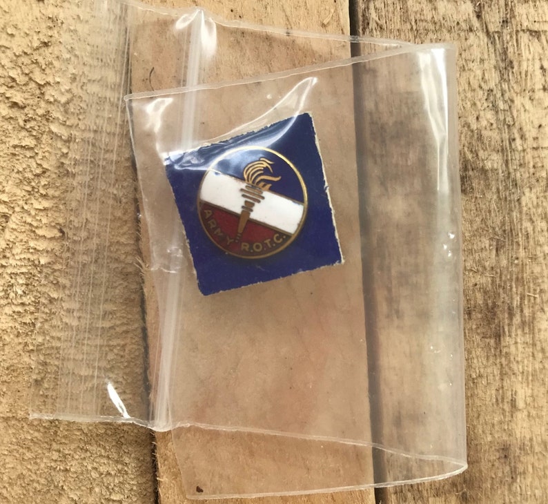 Vintage USAR ROTC Pin OBSOLETE Screw Back Enamel Torch - Etsy