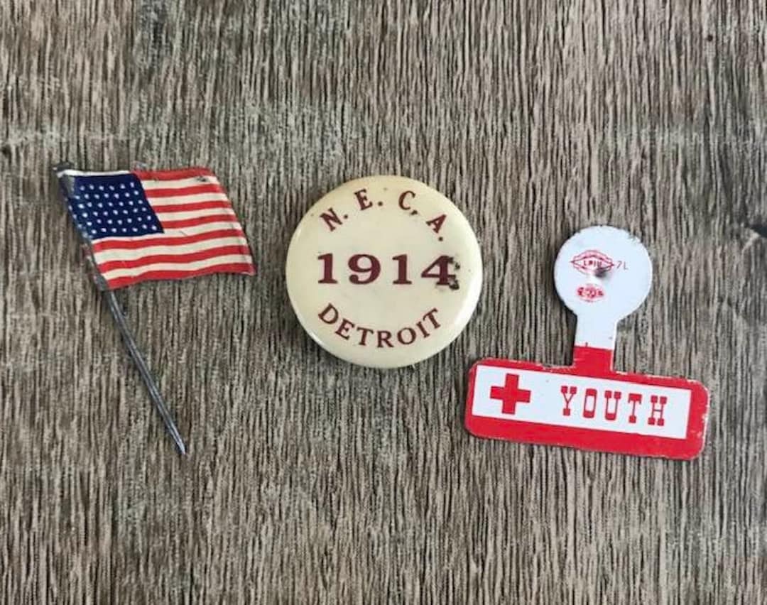 Vintage WWI & WWII American Tin Flag - N.E.C.A. 1914 Detroit - Youth ...