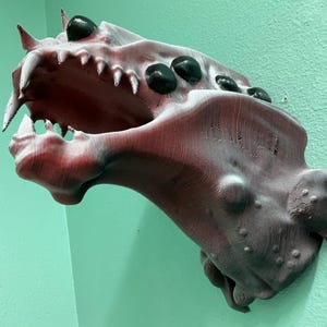 Wall-mounted Terror Slug Horror Mutant Headphone Stand – Biomechanical ...