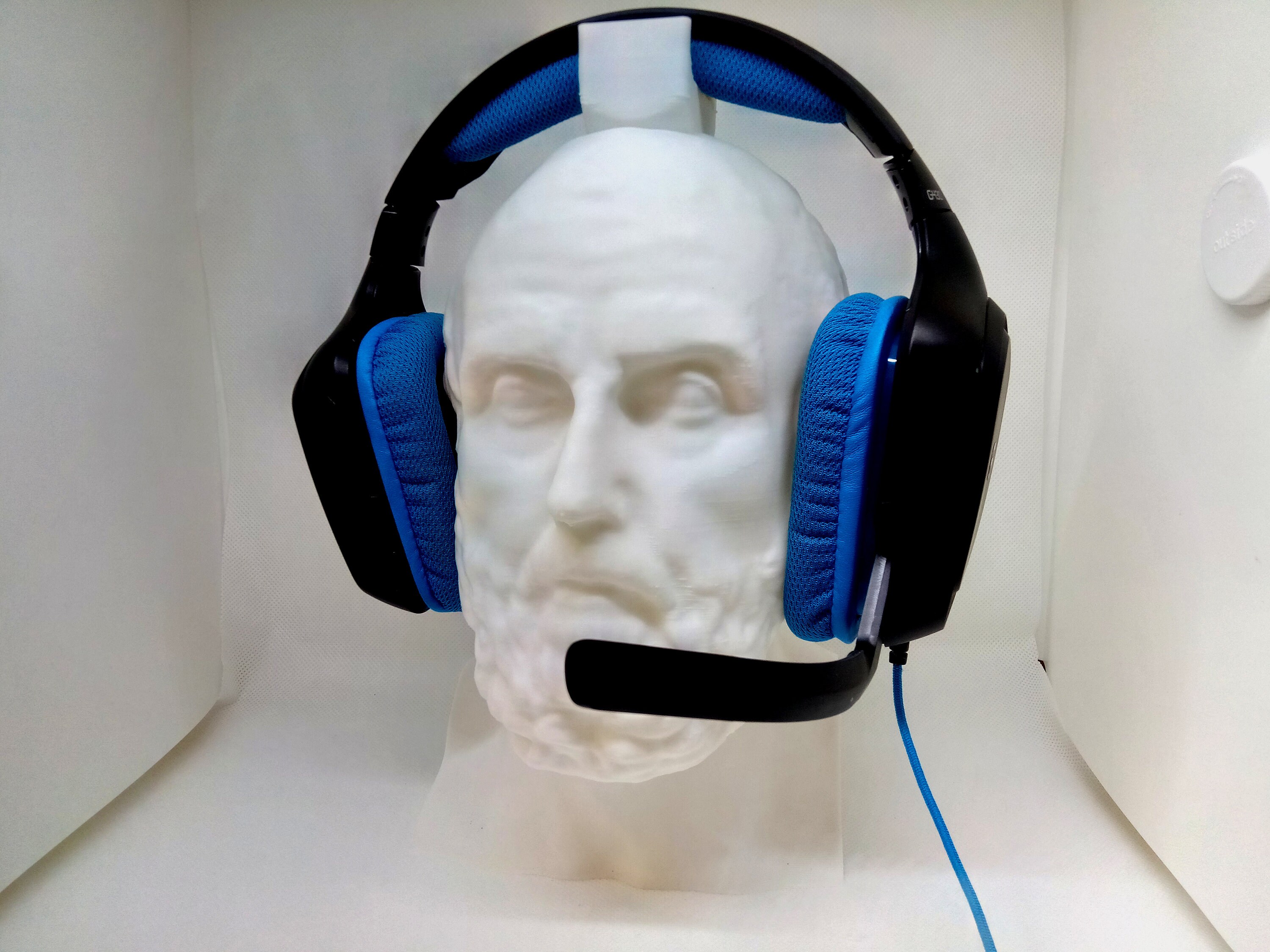 Aristotle Headphone Stand! Greek Headset Holder, Philosopher Like Hegel ...