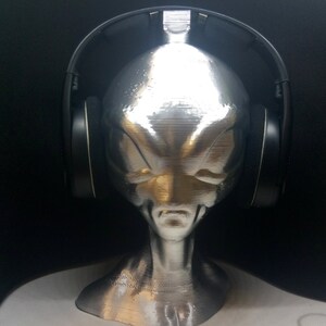 Alien Head Headphone Stand! Headset Holder Rack, Grey Area 51 ...