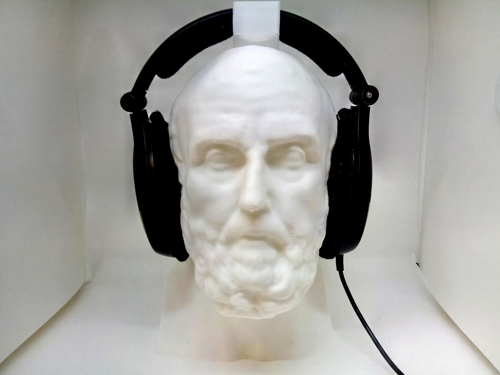 Aristotle Headphone Stand! Greek Headset Holder, Philosopher Like Hegel ...