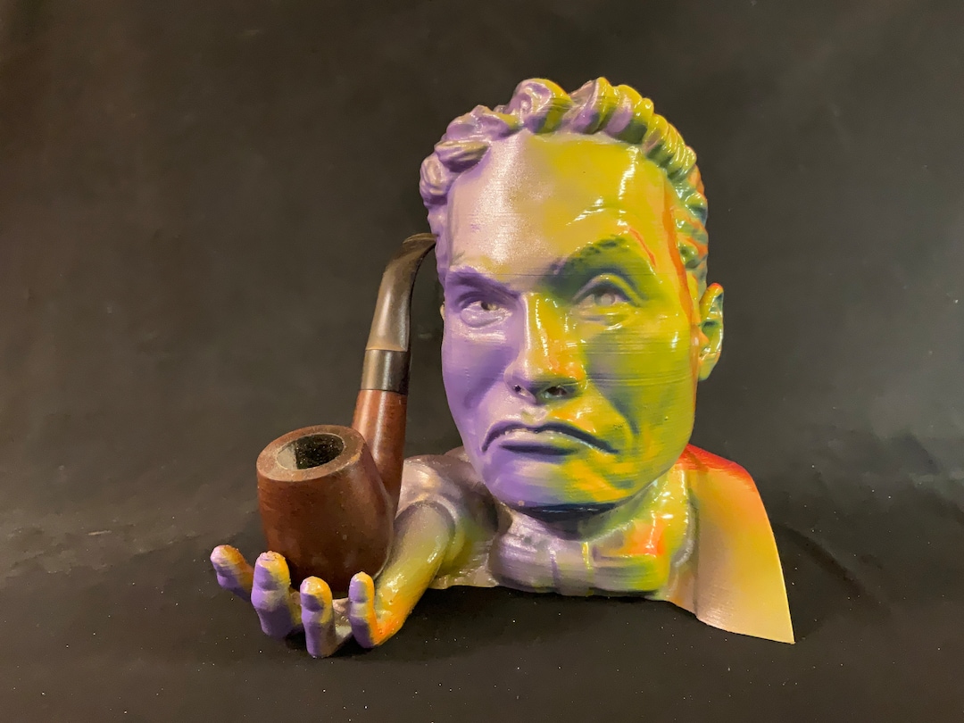 Elon Musk Solar Flare Pipe Holder - Futuristic Smoker's Stand - Etsy