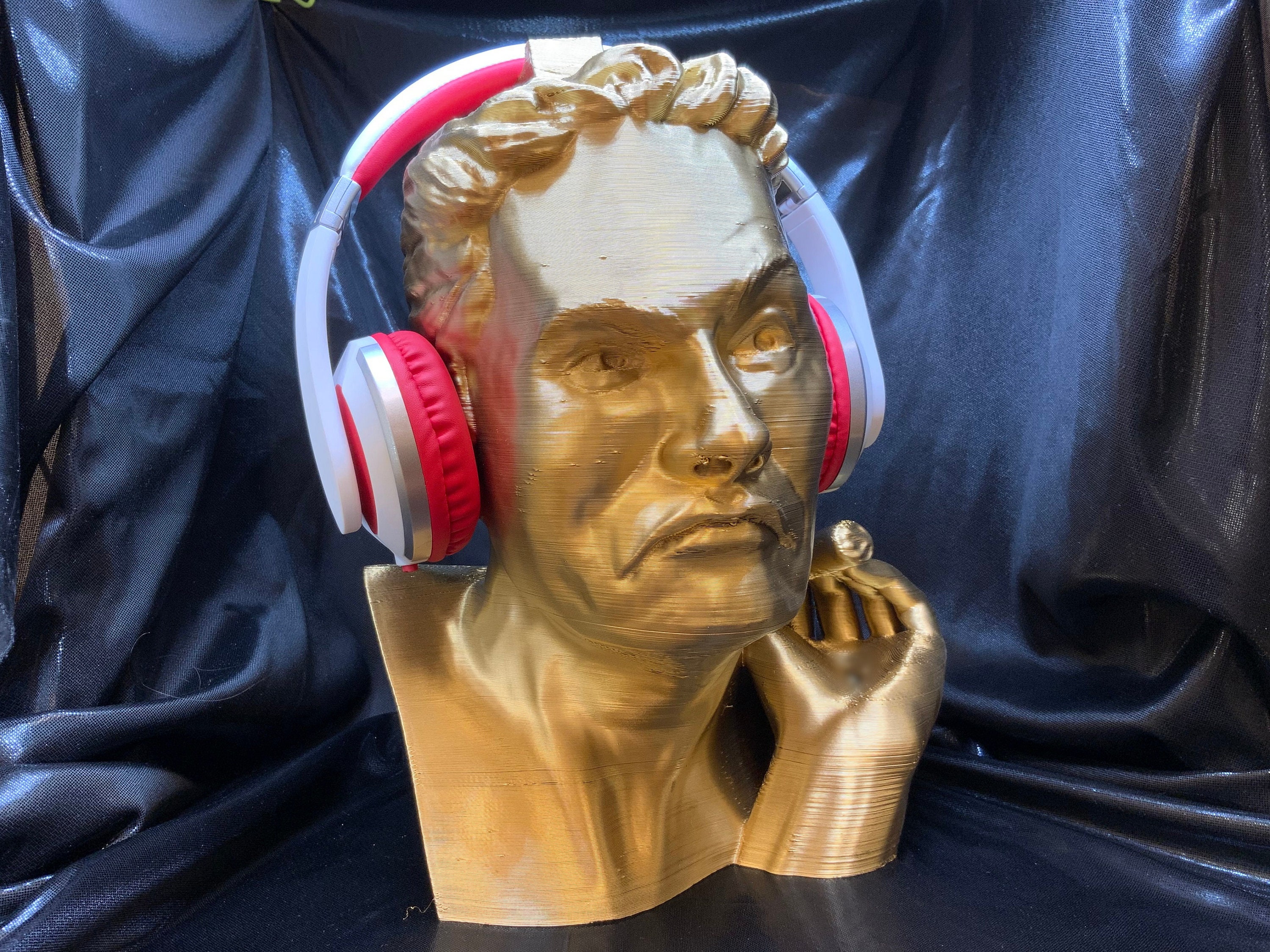 Elon Musk Podcast Headphone Stand Tesla Inventor Hanger. Joe - Etsy Canada