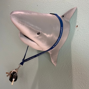 Great White Headphone Wall Hanger! Shark Stand Like Bull/hammerhead ...
