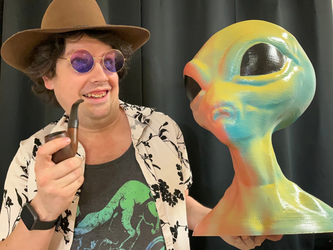 GIANT "beach-fade" Alien! Sunset-color AND Custom Eye Color. HUGE ...