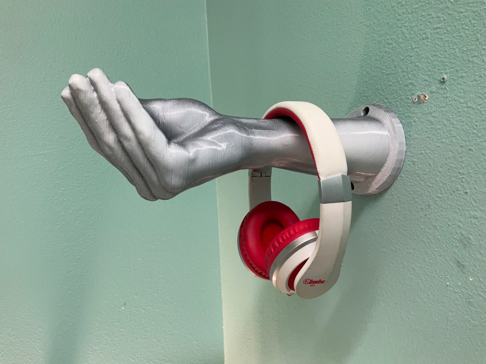 Italian Hand Gesture Wall Hanger! Hanger for Headphones, Medals, Coats ...