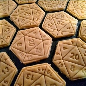 Super Cool D20 Cookie Cutter, A La Dungeons and Dragons! Hexagonal ...