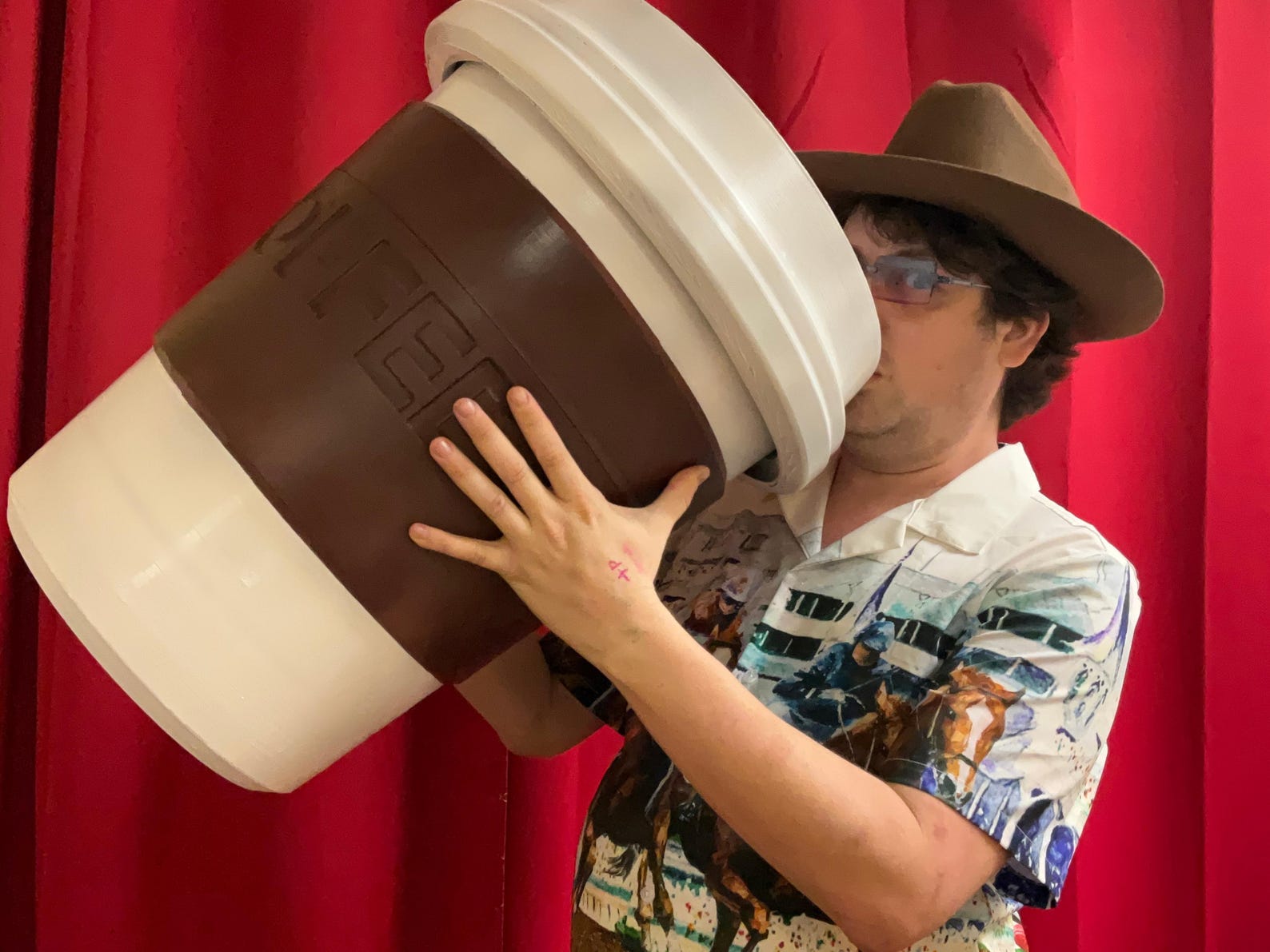 Giant Coffee Cup Prop With Lid for Coffee Shops, Restaurants & Trucks ...